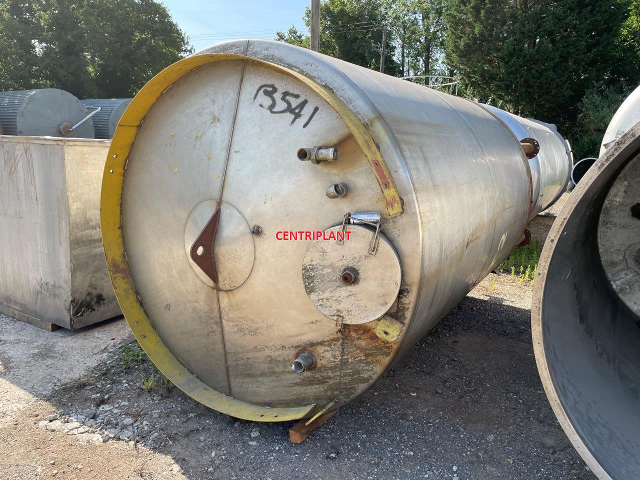 13681 - 12,000 LITRE VERTICAL STAINLESS STEEL TANK, DISHED ENDS, TANK ...