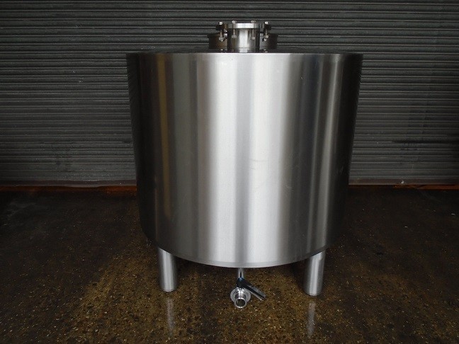 13810 - 13,250 LITRE VERTICAL STAINLESS STEEL TANK INSULATED AND CLAD ...